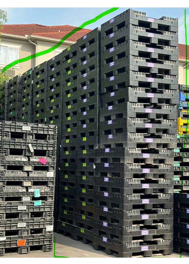 48 x 45 x 25 - Used Collapsible Bulk Containers For Sale